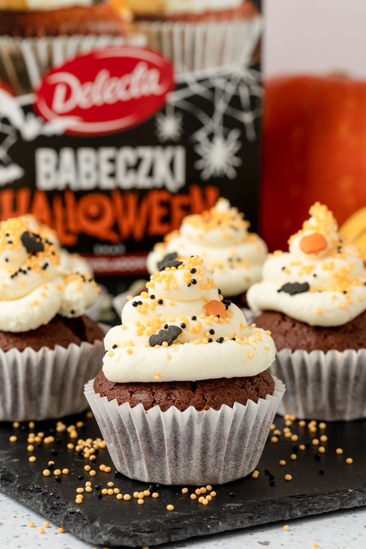 Babeczki czekoladowe na Halloween - przepis Delektujemy.pl
